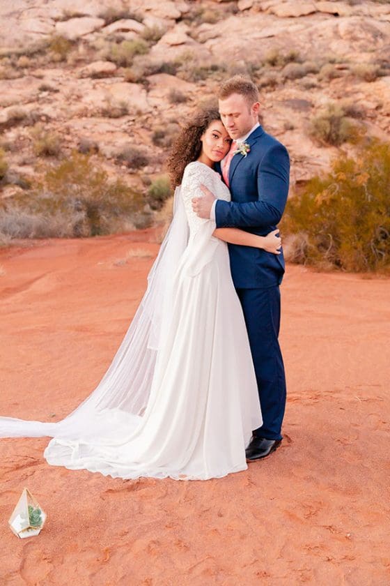Red Rock Love – Utah Valley Bride