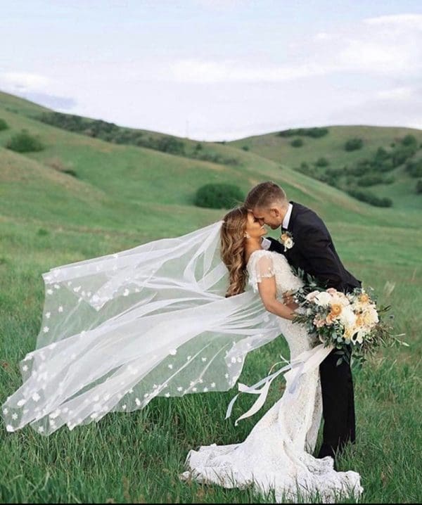 BEST OF 2020 — GOWNS - Utah Valley Bride
