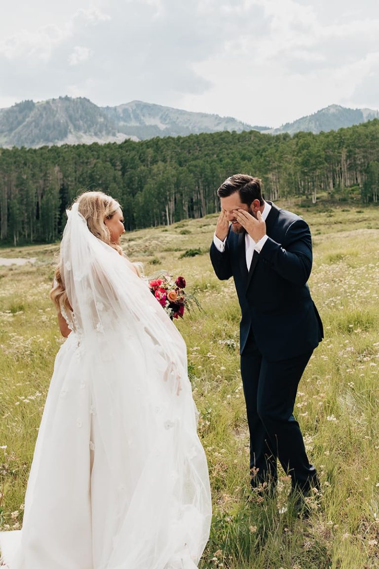 Danielle + Zach – Utah Valley Bride