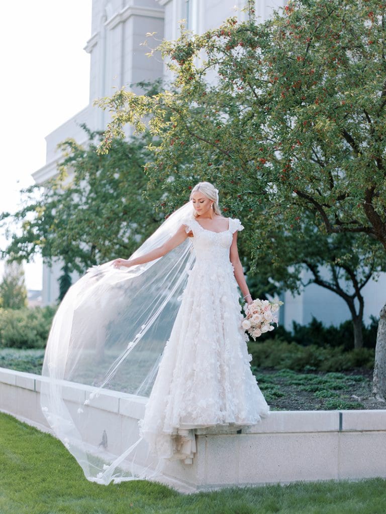 Meg + Darrell – Utah Valley Bride